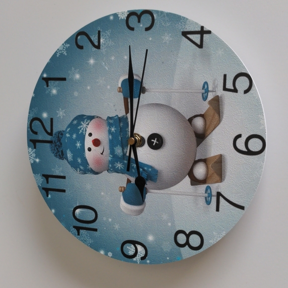 Holiday | Snowman Clock | Poshmark